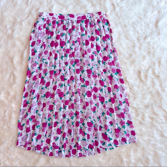 Koret | Skirts | Vintage Koret Floral Print Elastic Waistband Pleated ...